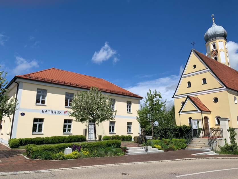 Verwaltung - Rathaus & Service - Gemeinde Pfaffenhofen a.d.Glonn